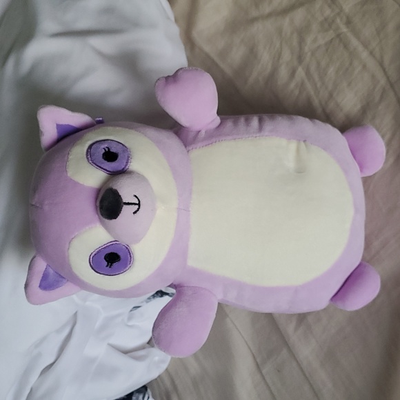 Squishmallows | Toys | Layla The Lemur Squishmallow Hug Mees | Poshmark